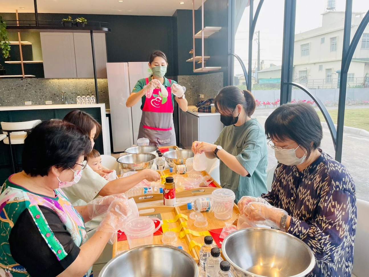 Jiadong Township Peasant Association Lianwu Aiyu Jelly Eating Jelly ...