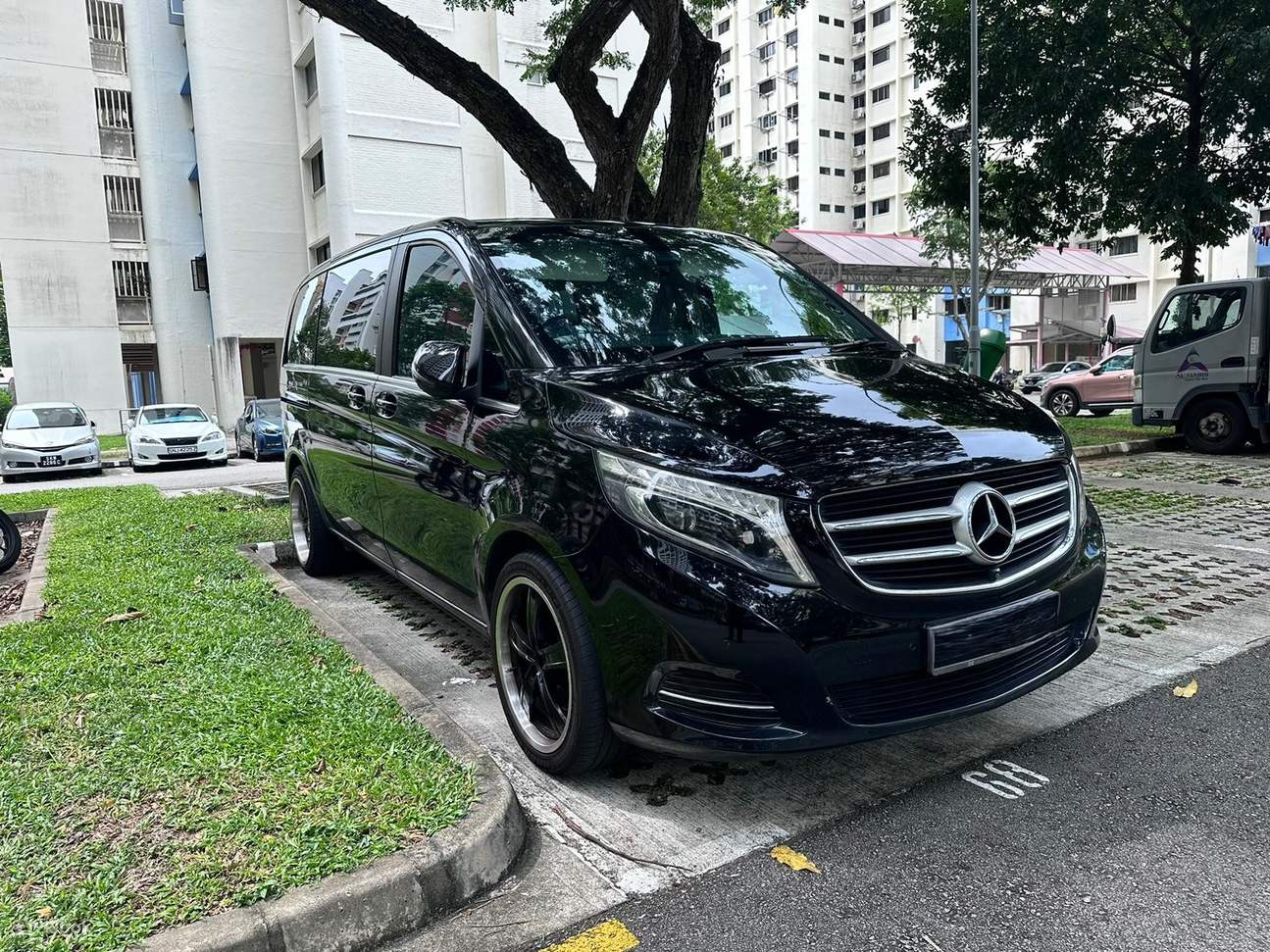 Sewa Mobil Singapura dengan Sopir oleh JM Limousine - Klook Indonesia
