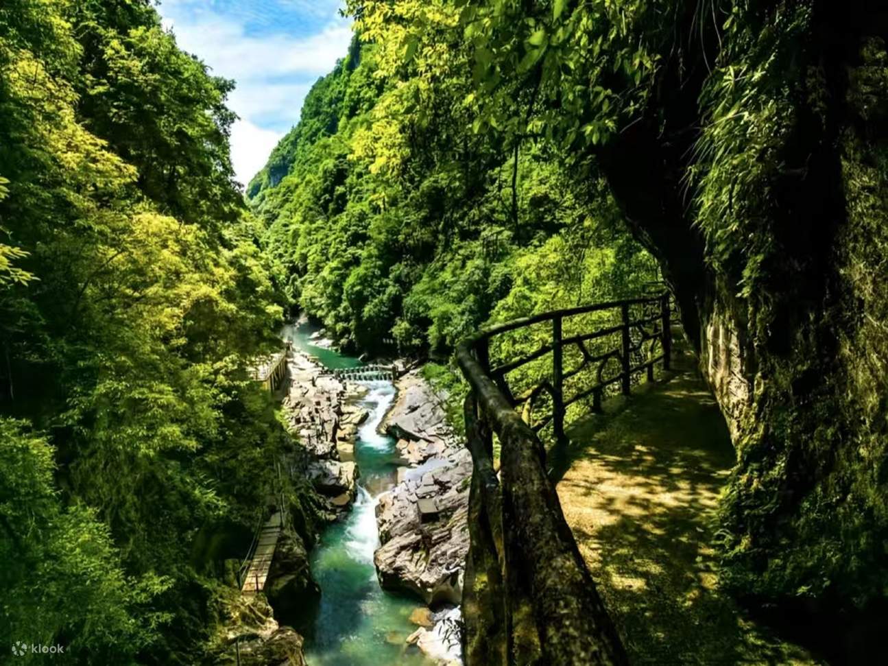 Hubei Enshi Earth Center Valley One-Day Tour & Explore the Wonders of ...