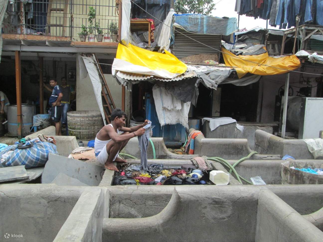 Mumbai Dharavi Slum & Dhobi Ghat Half Day Tour - Klook United Kingdom
