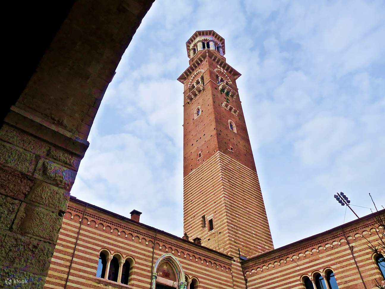 Exploration of Verona & Arena: Unforgettable Walking Tour - Klook India