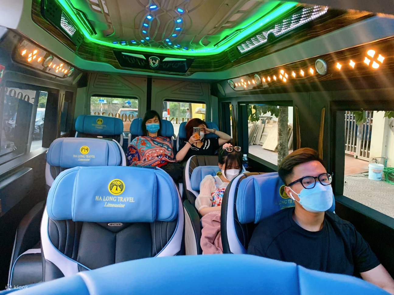Shared Transfers between Hanoi and Ha Long Bay, Vietnam - 클룩 KLOOK 한국