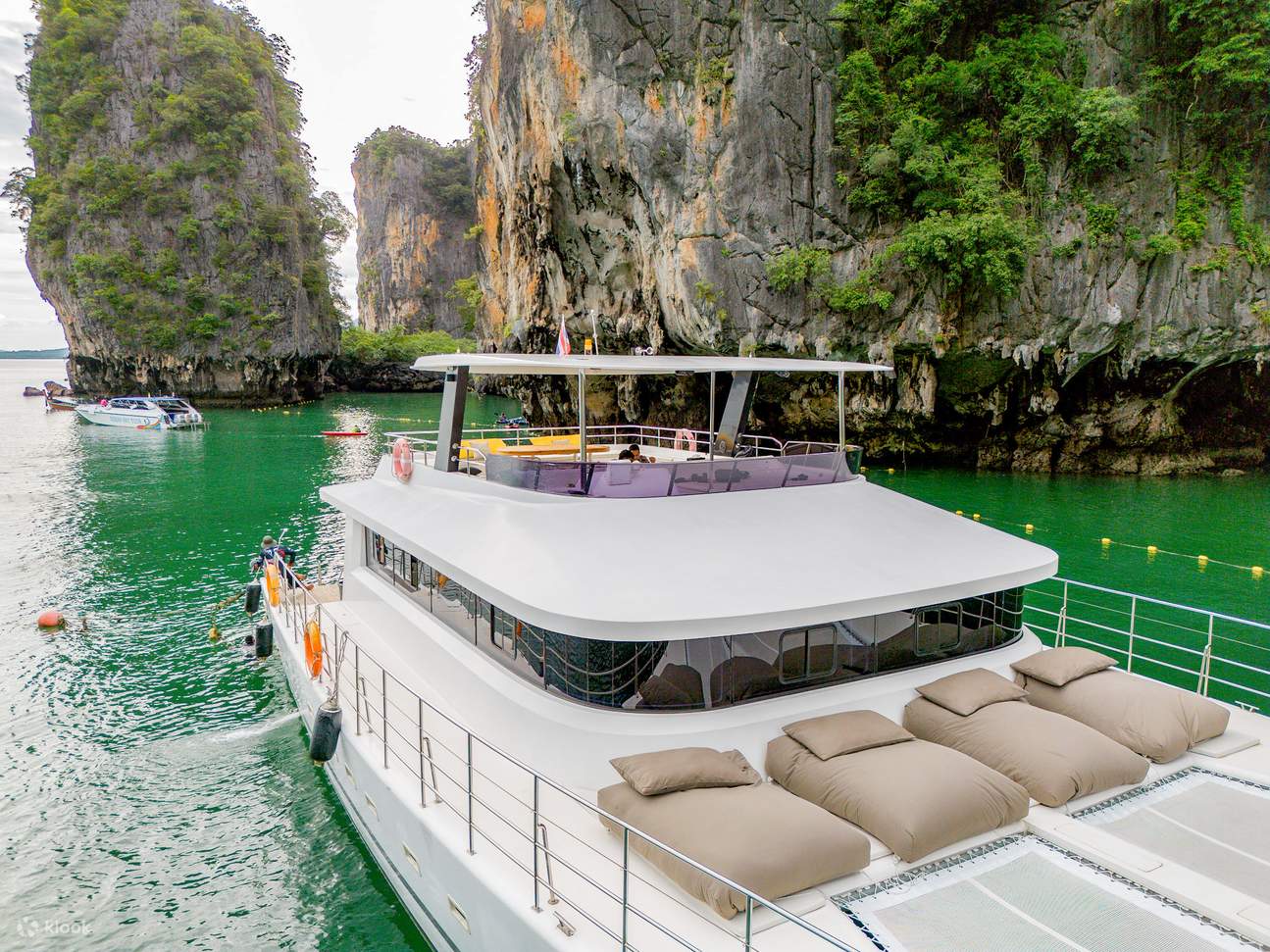 普吉島：乘坐豪華遊艇遊覽詹姆斯邦德島 - Klook 客路