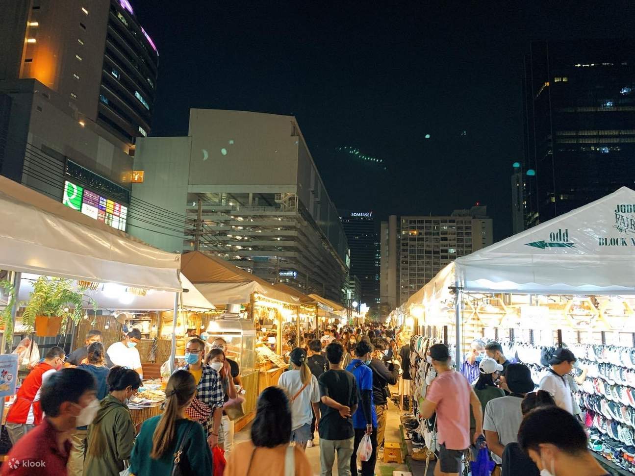 Night life in Bangkok Jodd Fairs Train Night Market - Klook Hong Kong