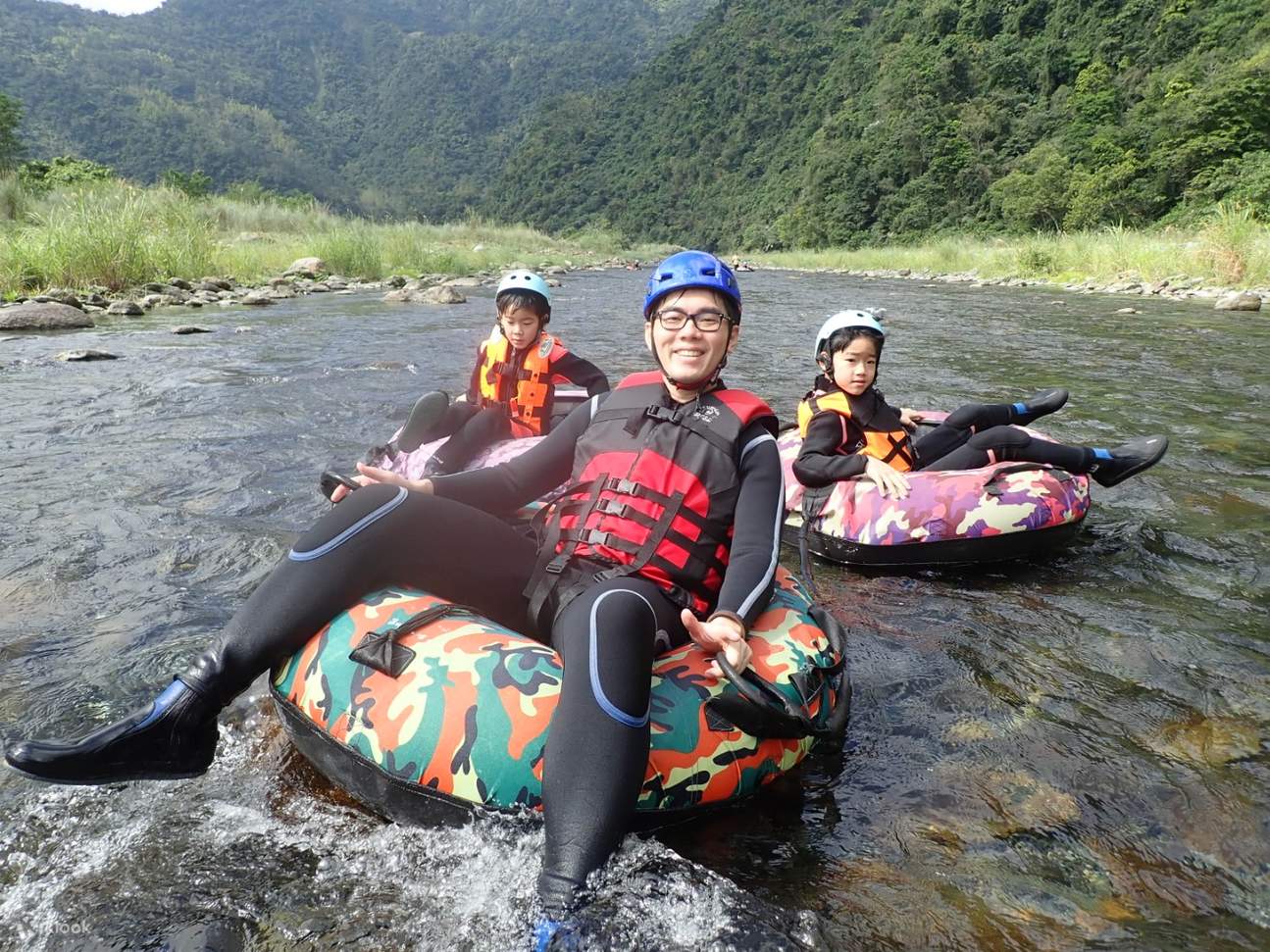 Yilan: Na Sun Na Gu Tubing Trip - Klook