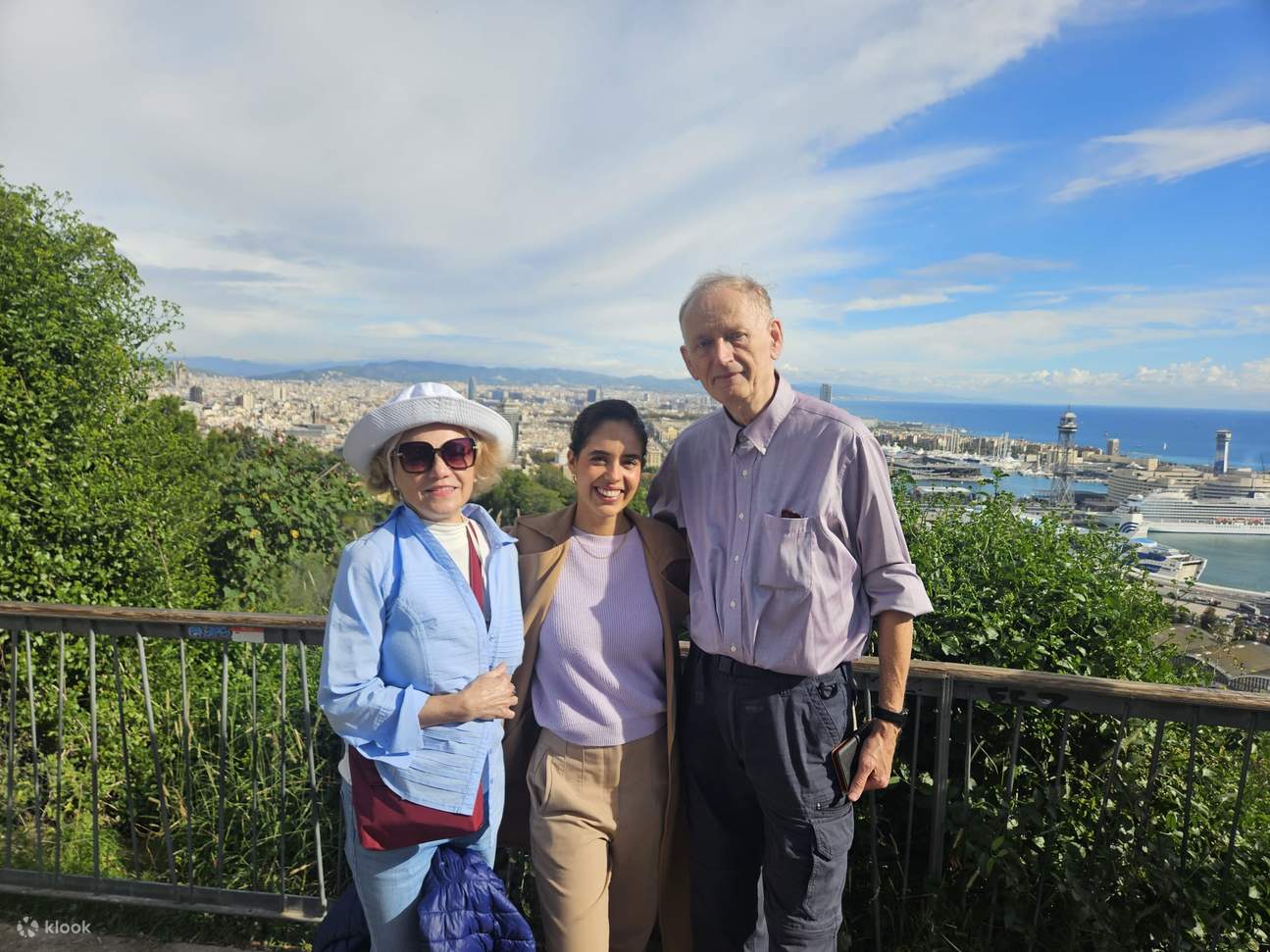 Barcelona old town and Montjuic Castle tour with cable car ride - Klook