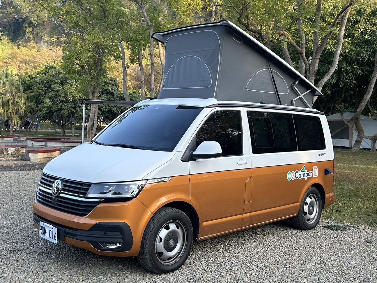 Taipei: Yuansan Campervan Rental-Folks California Beach - Klook