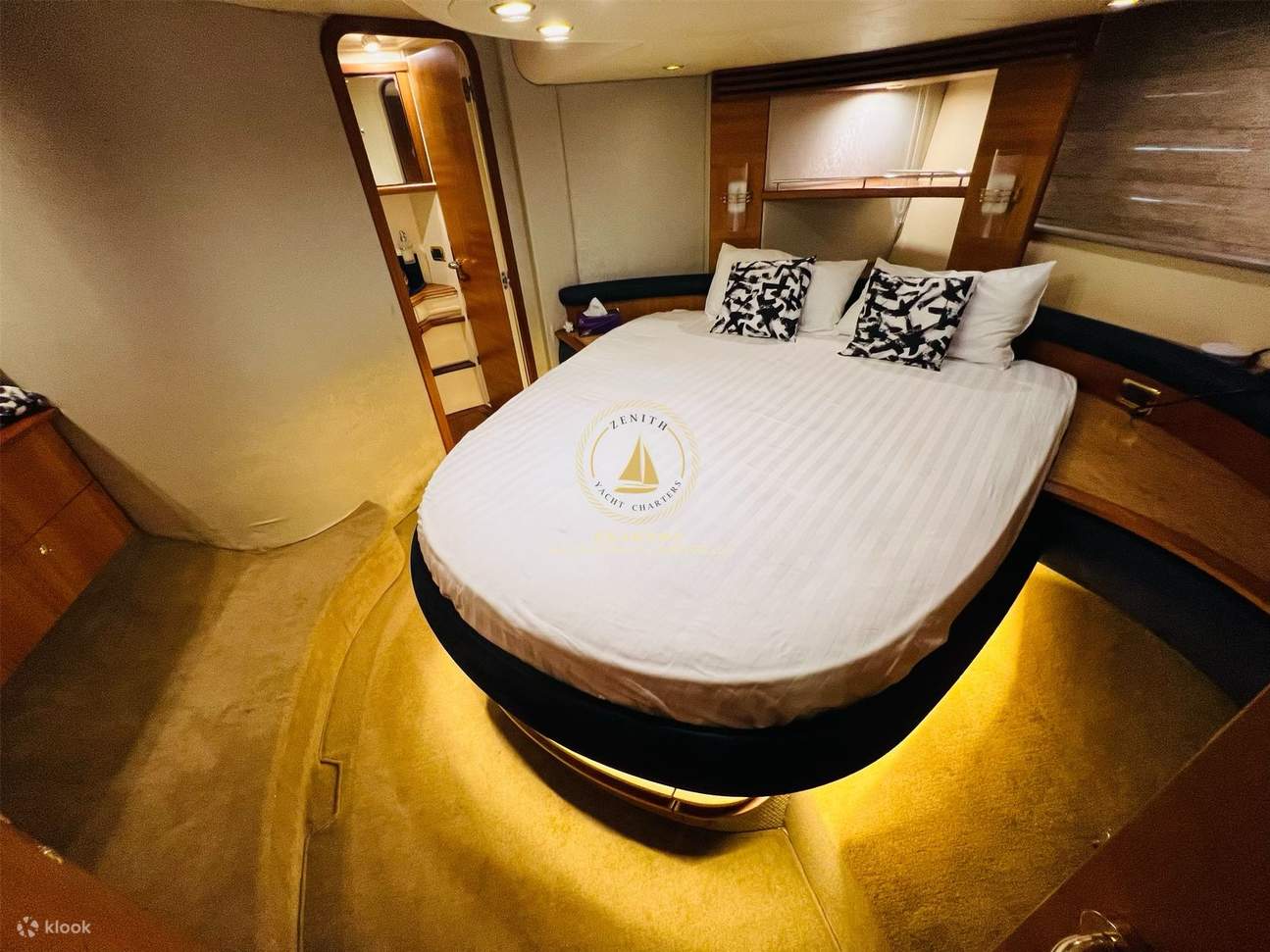 4 Hour Singapore Private Zen Sea 3 Yacht Charter by Zenithyachtcharters ...