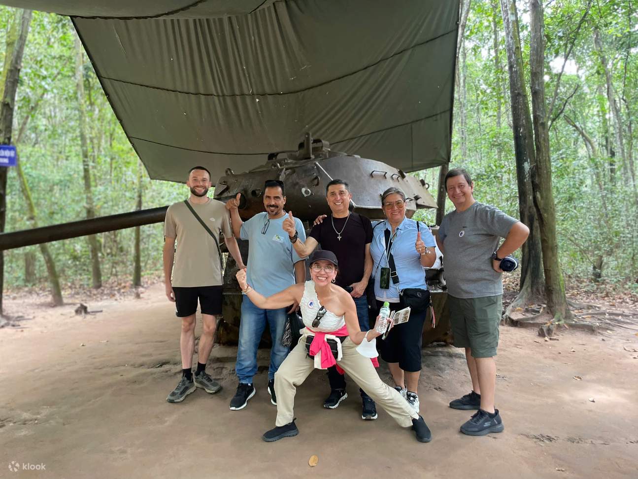 Cu Chi Tunnels, Cao Dai Temple, Ba Den Mountain Full Day from Ho Chi ...