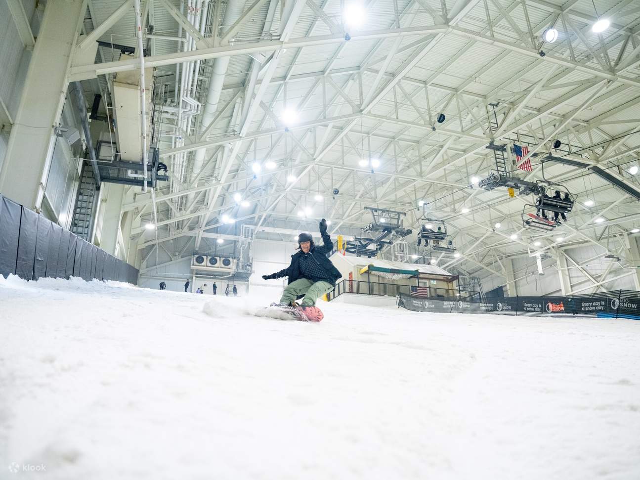 Big SNOW Skiing and Snowboarding Experience at American Dream - Klook ...