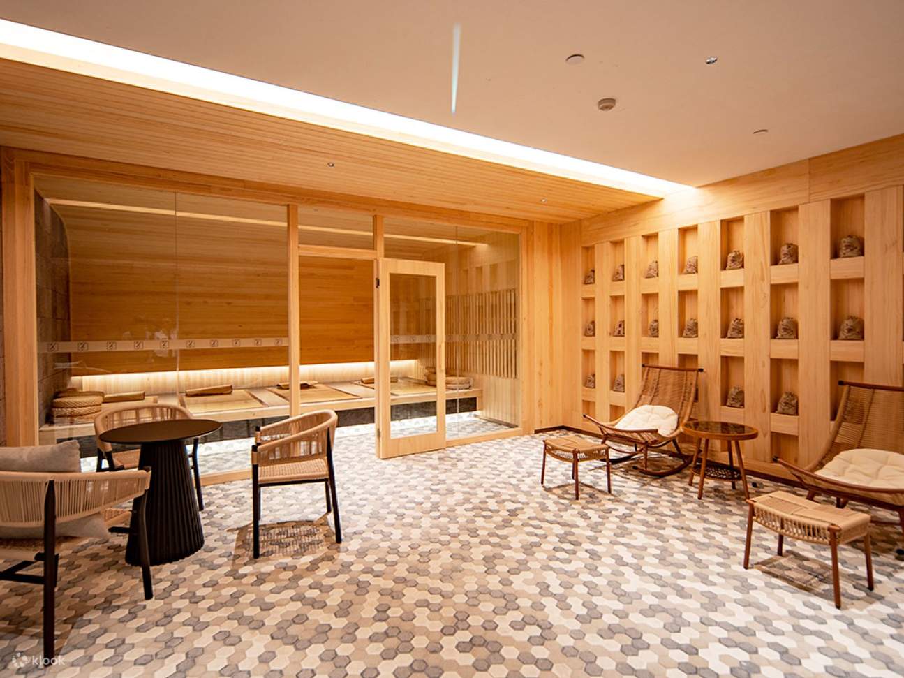 Chengdu Zi Yue Yun Xiang Hot Spring - Klook Singapore