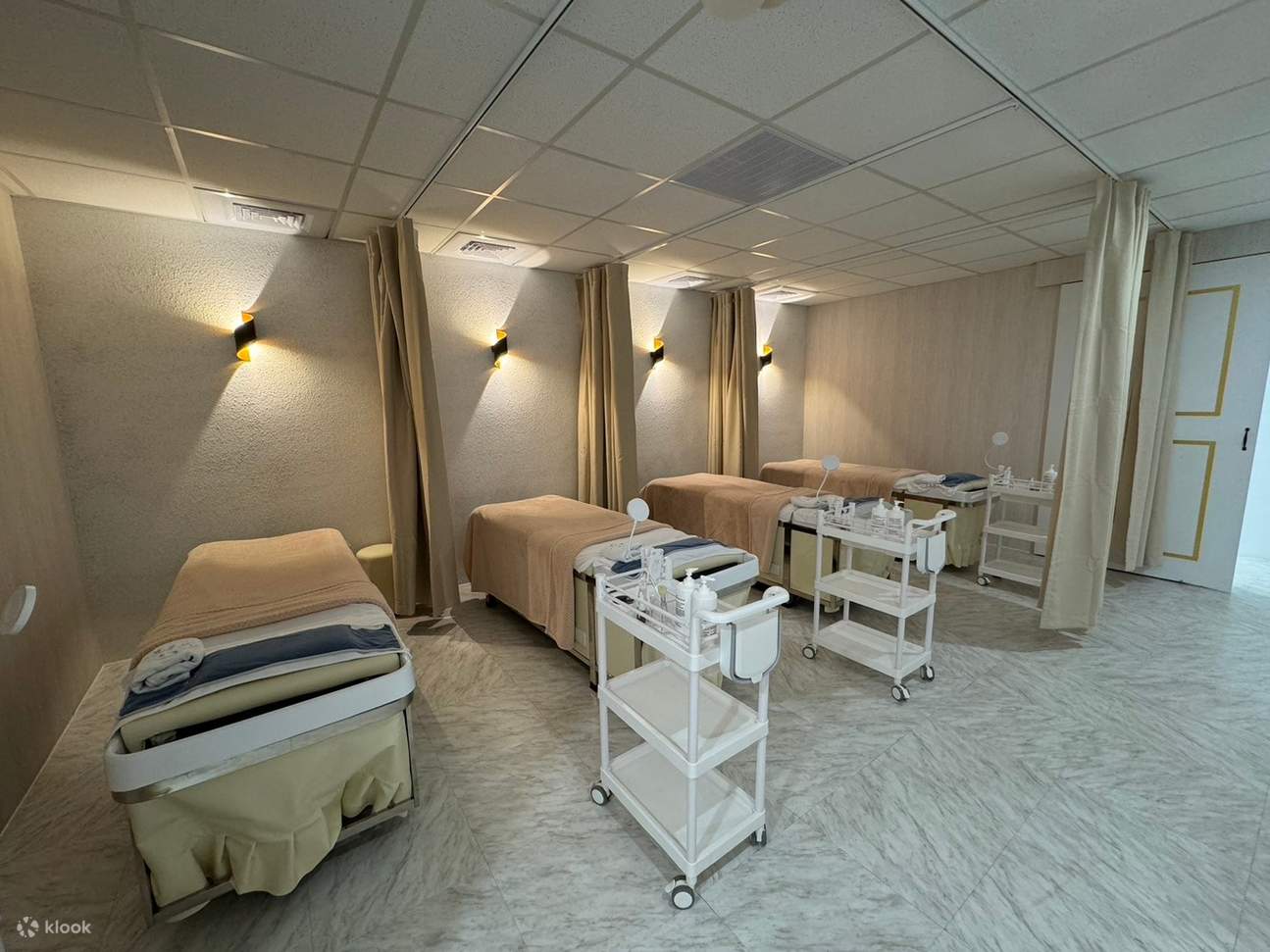 Bie Diu Lian Cleaning, Skincare, and Stress Relief Spa - Multiple ...