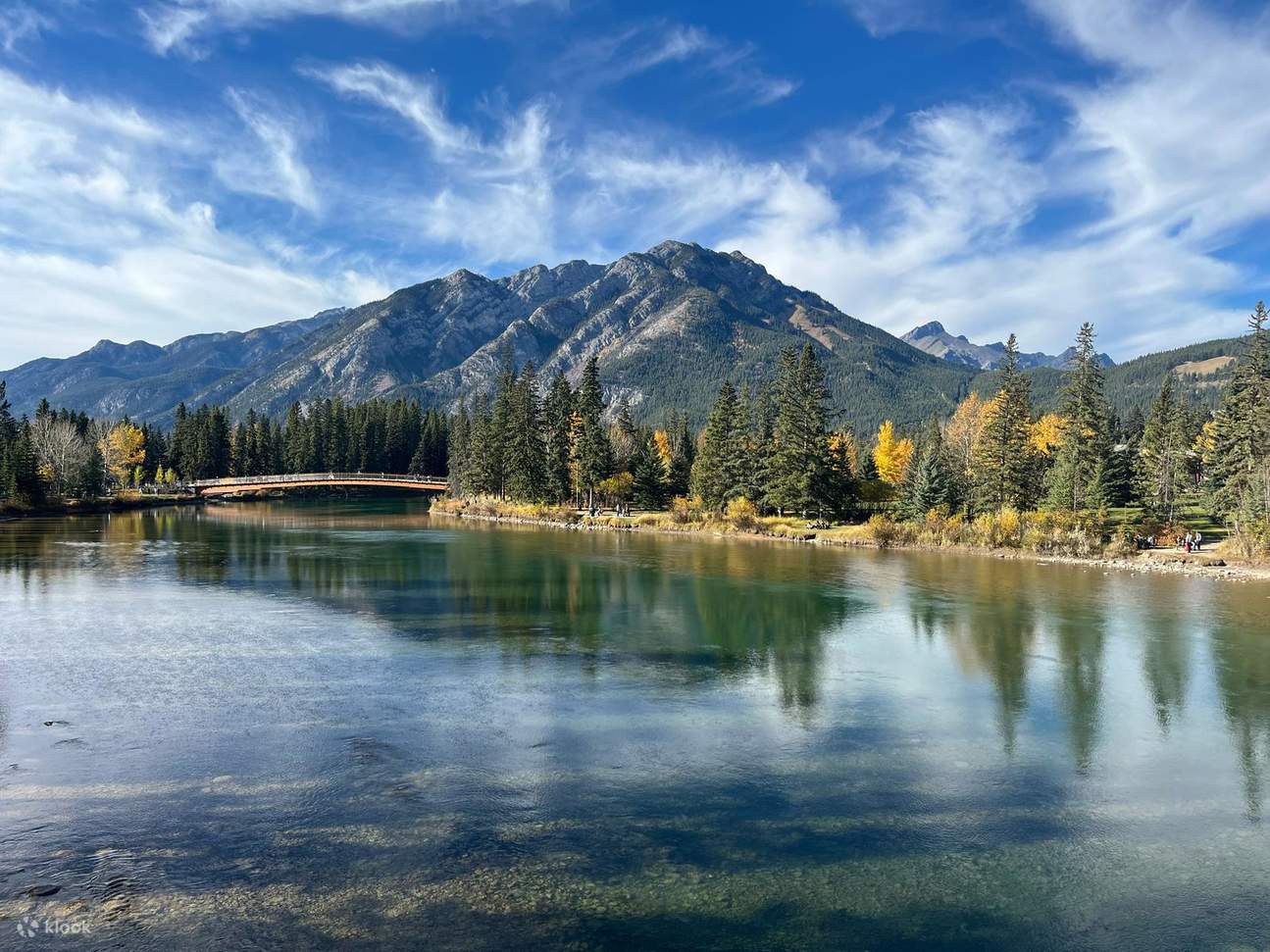 Lake Louise, Johnston Canyon, and Banff Hot Springs Ice Walk Tour - Klook