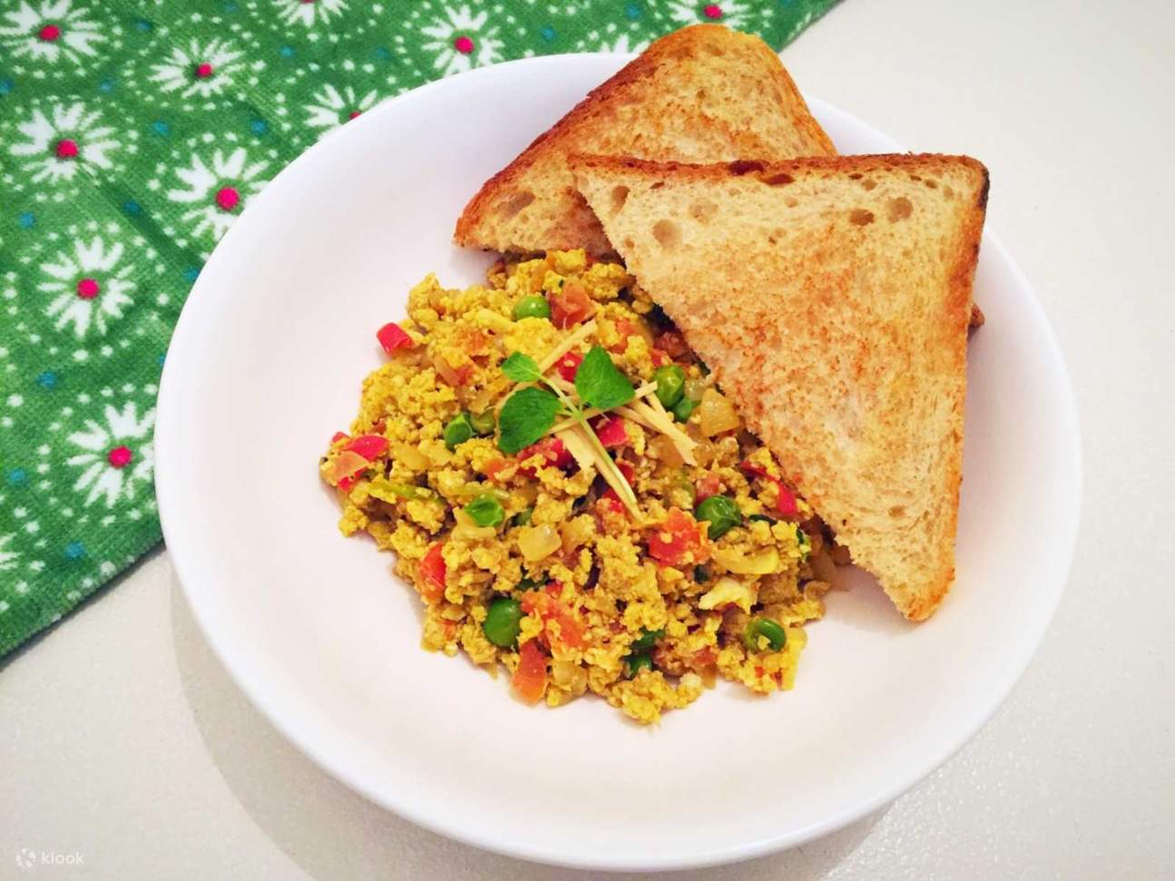 Cook And Dine With A Local Parsi Home Chef - Klook India