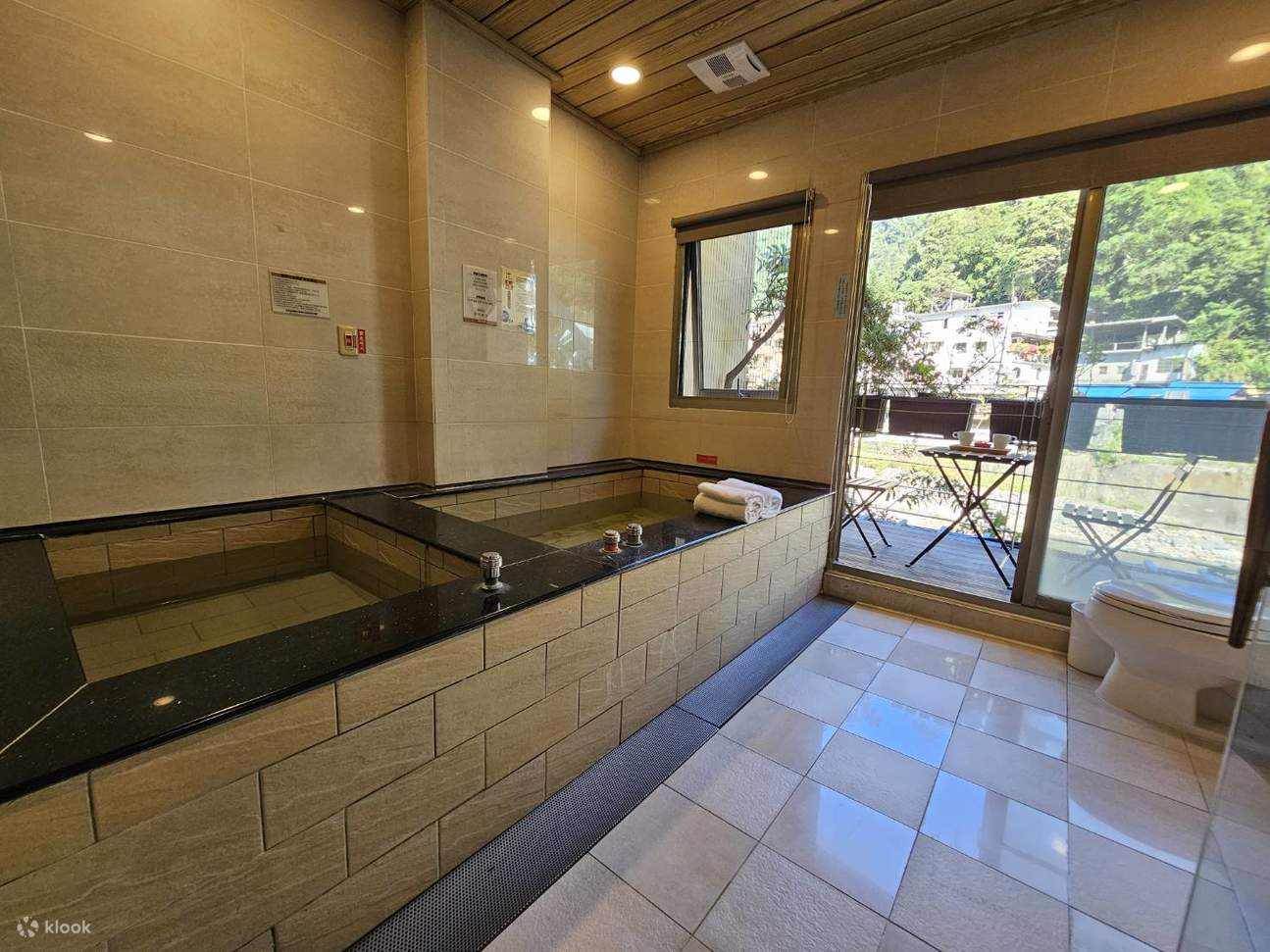 New Taipei｜Shui'an Hot Spring in Wulai｜Shui'an Hot Spring House・River ...