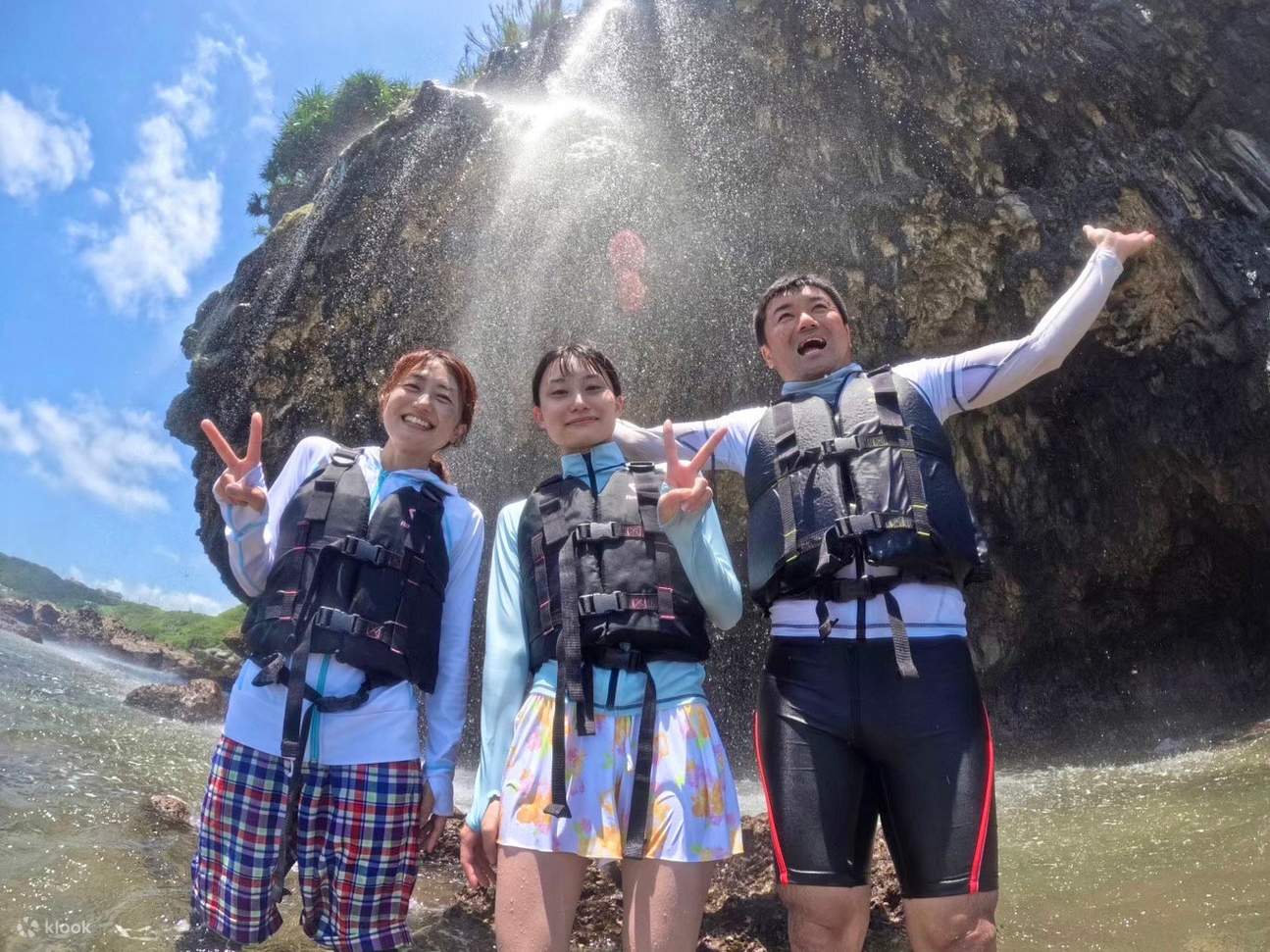 宫古岛完全统治计划（sup X 浮潜 X 洞穴探险 X 独木舟）体验（冲绳） Klook客路
