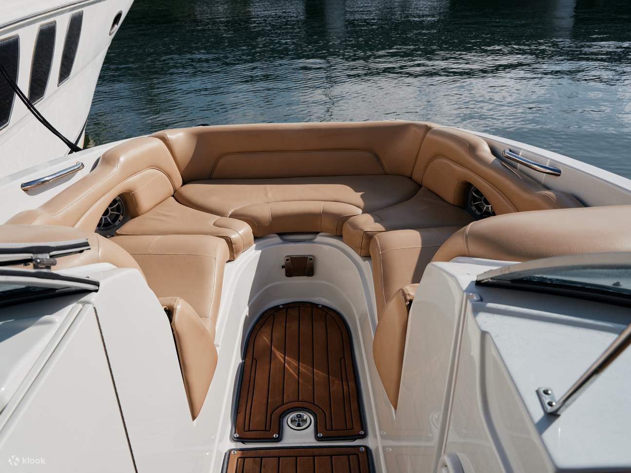 Spectacular Private Sandbar & Skyline Miami Boat Tour - Klook