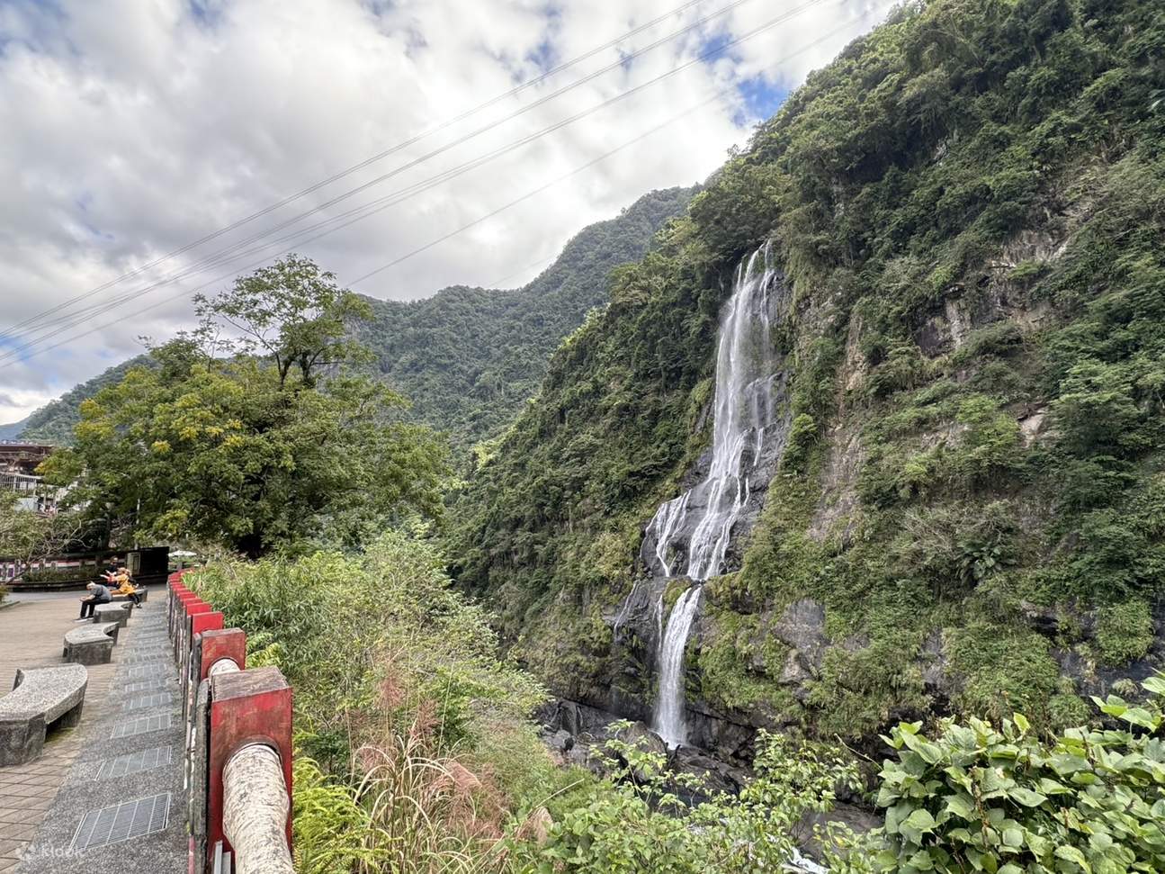 New Taipei Wulai Chartered One-Day Tour: Yunxian Paradise & Wulai ...
