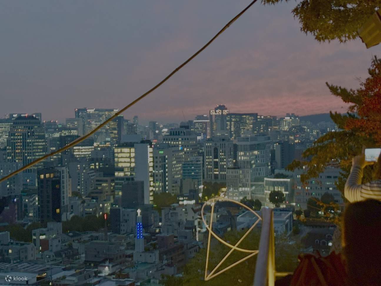 Tour đi bộ ngắm hoàng hôn trên tường thành phố Seoul có hướng dẫn kèm bữa tối Hàn Quốc - Klook ...