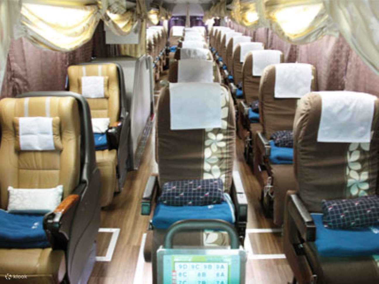 One Way Bus Ticket between Tokyo and Lake Kawaguchi - Klook