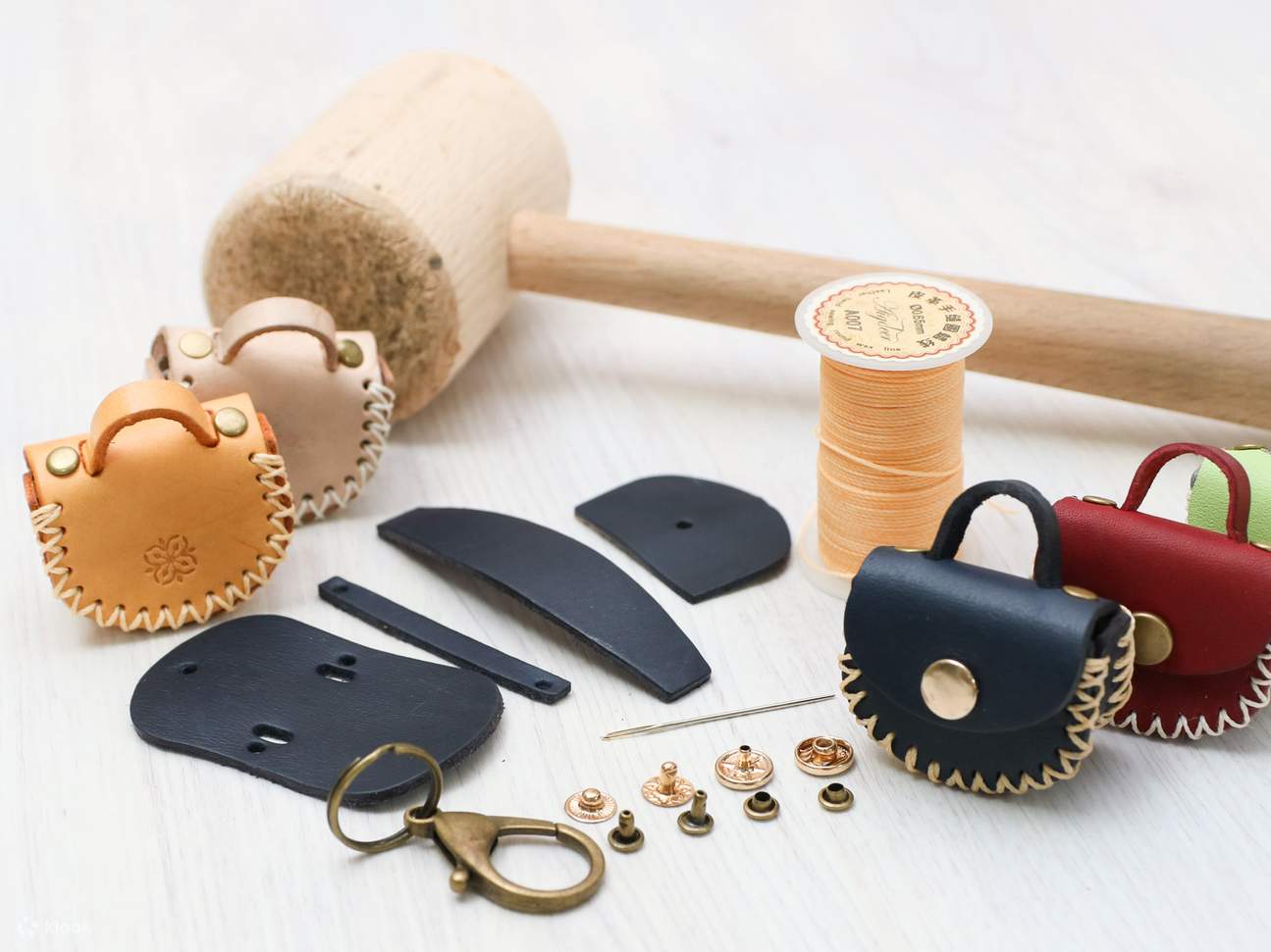 Taipei｜Taco Handmade Leather Carving DIY Experience Classroom - Klook ...