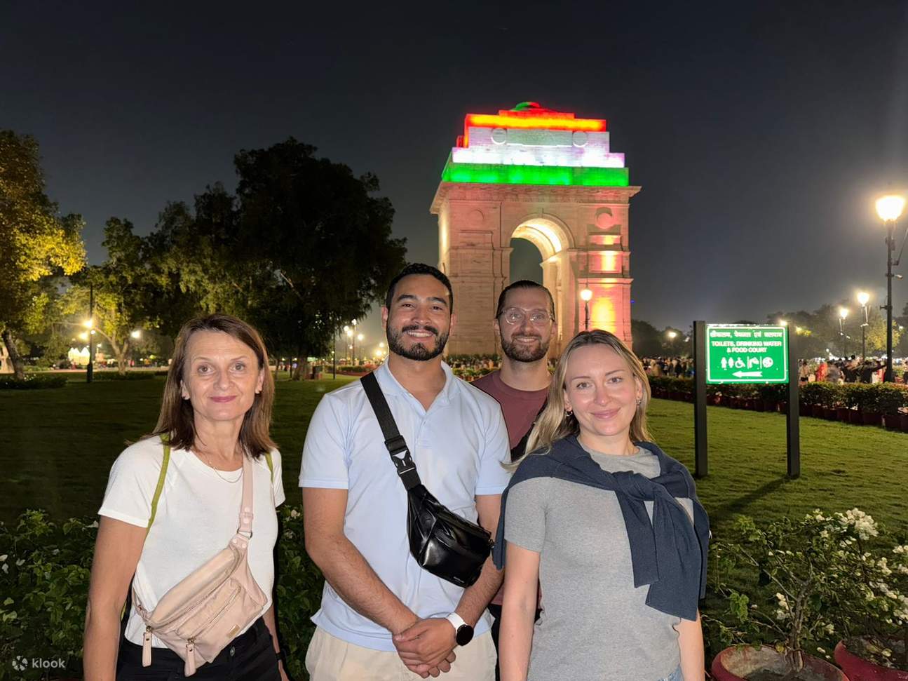 Delhi Night Tour: India Gate, Birla Mandir, CP & Bangla Sahib - Klook ...
