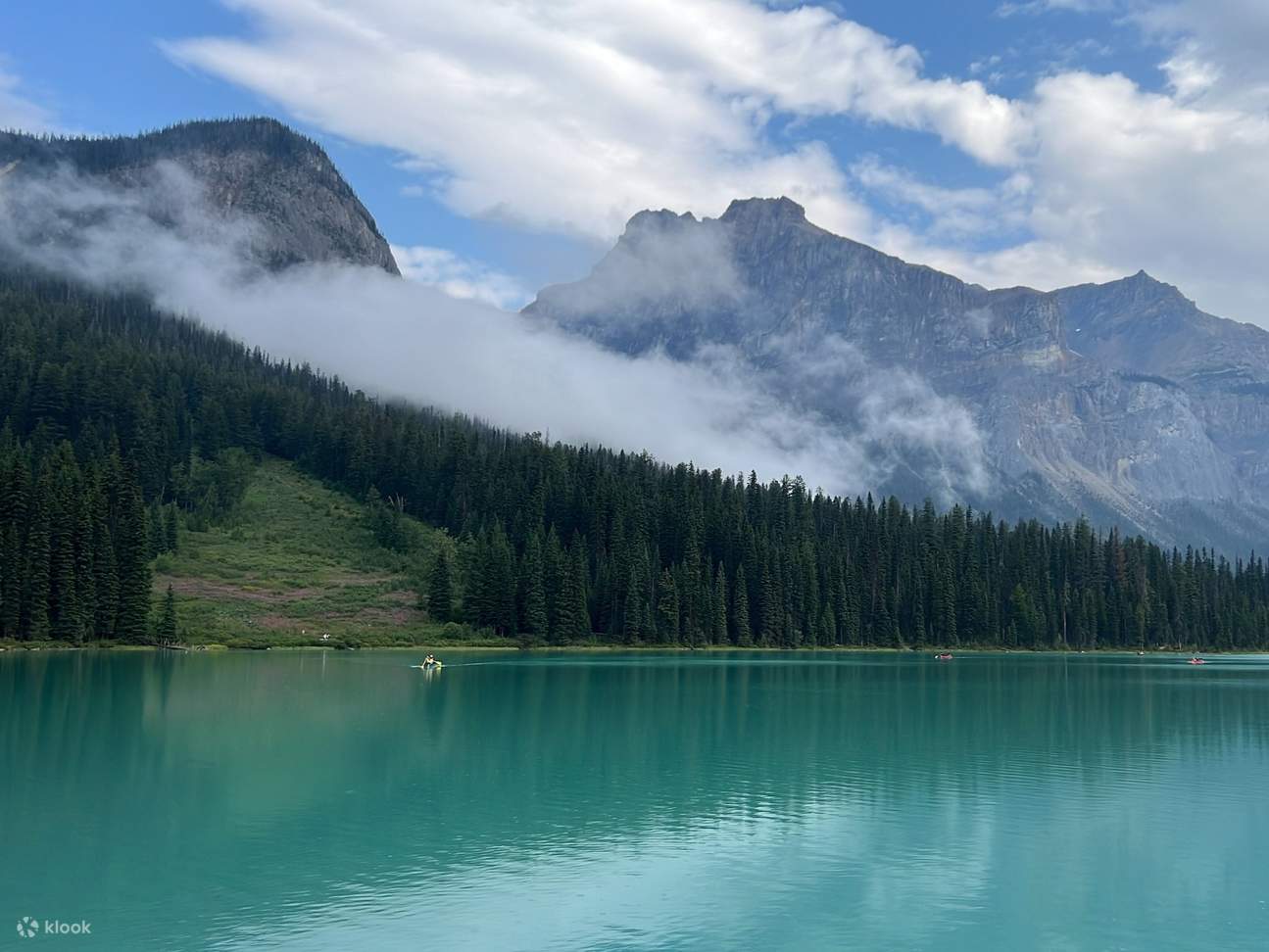 Gems of Rockies: Moraine Lake & Lake Louise & Emerald Lake - Klook Hong ...