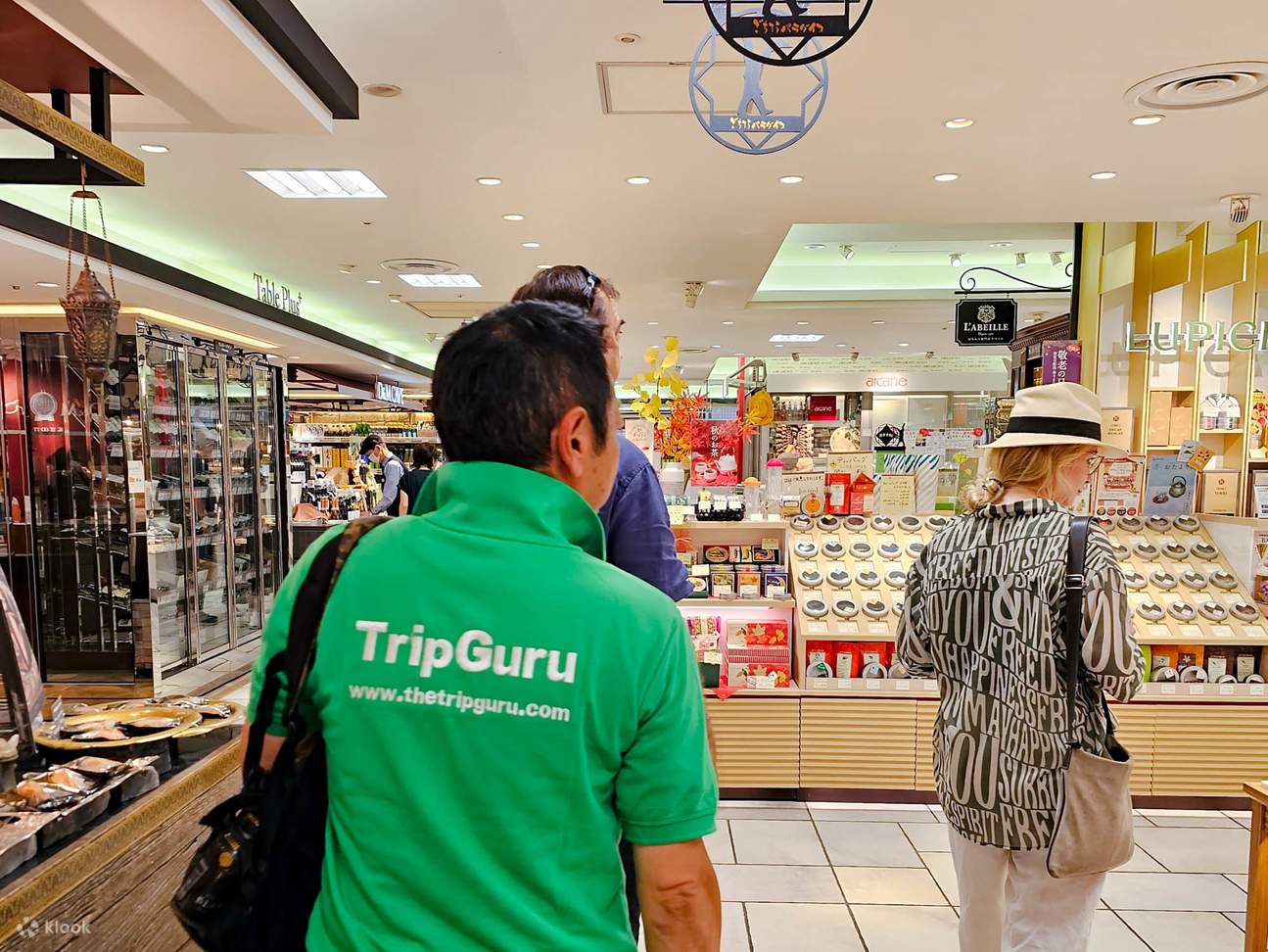 Kyoto Nishiki Market & Depachika Small Group Guided Food Tour - Klook India