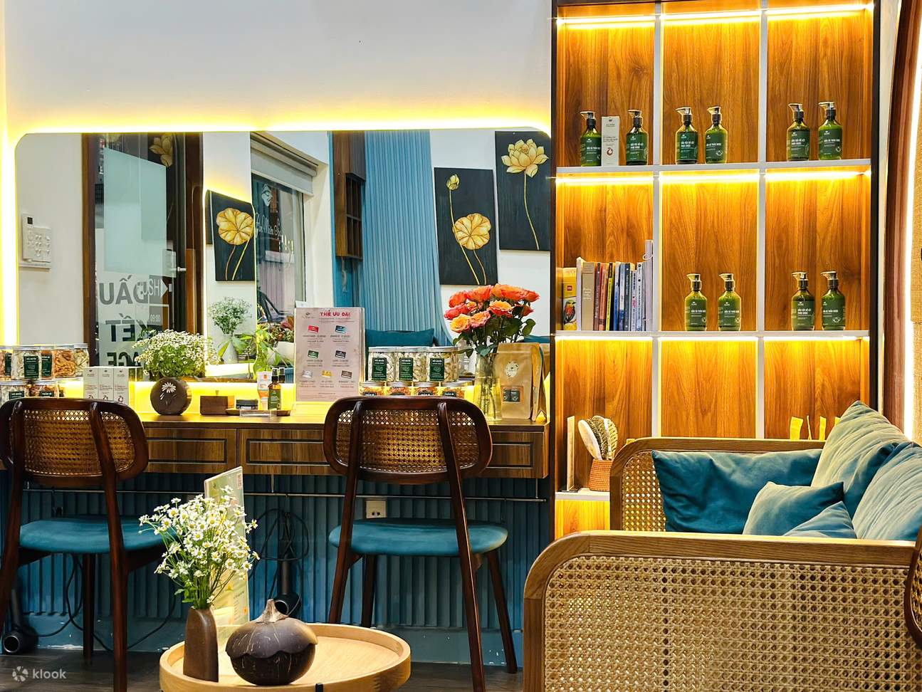 133564-An Mien Herbal Hairwash & Massage Experience in District 1 - Klook