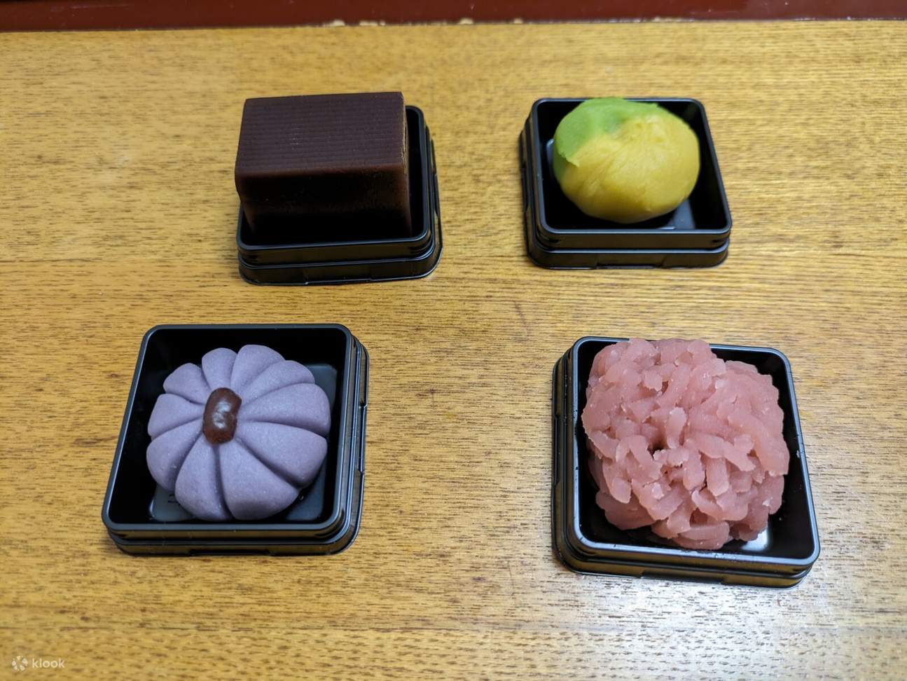 Tur Jalan Kaki Kanazawa: Daun Emas, Permen Jepang, dan Bintang Ninja ...