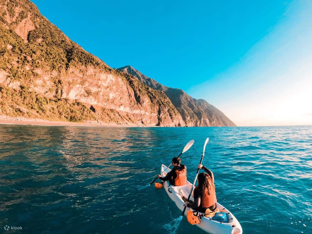 Qingshui Cliff Stand Up Paddle Boarding Experience in Hualien, Taiwan ...