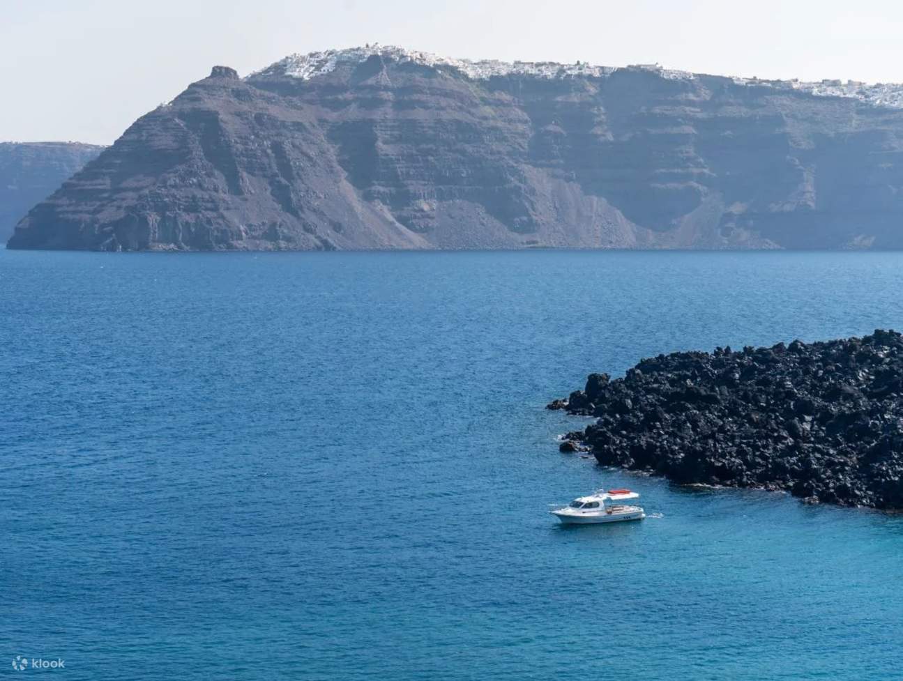 Experience a Magical Boat Cruise in Santorini: Volcano, Hot Springs and ...