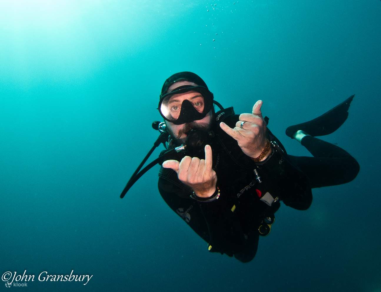 Explore the Depths: PADI AOW Diver in Rainbow Beach with PADI 5 Star ...