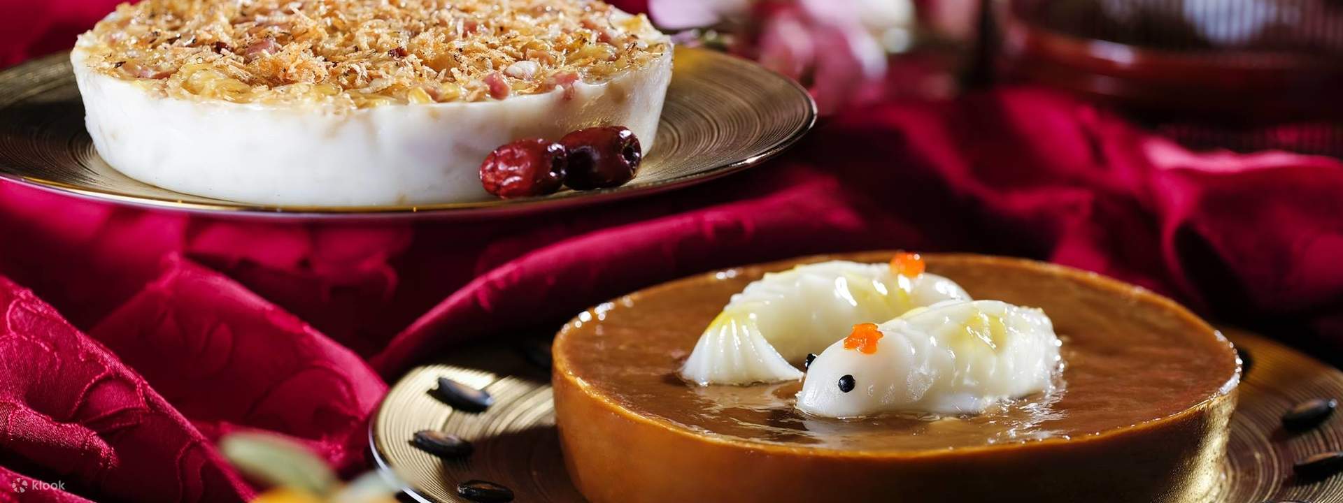 Mooncake Sets at Man Ho Chinese in Hong Kong SkyCity Marriott Hotel
