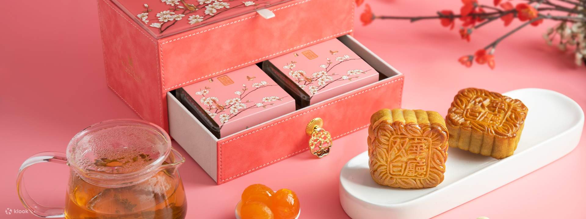 Orchard Hotel Singaporemagical Millenium Mid Autumn Mooncakes By Hua