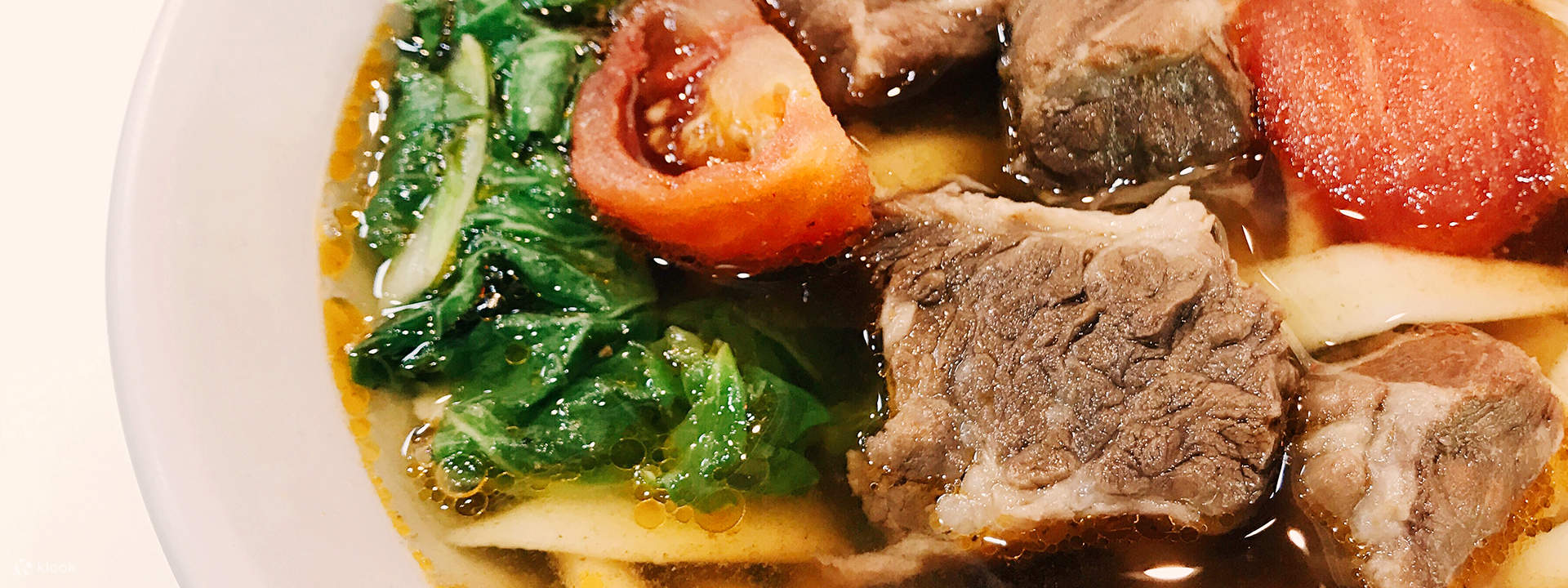 Taiwan Yi Pin Ramen and Sliced Noodle at Dongmen Station, Taiwan