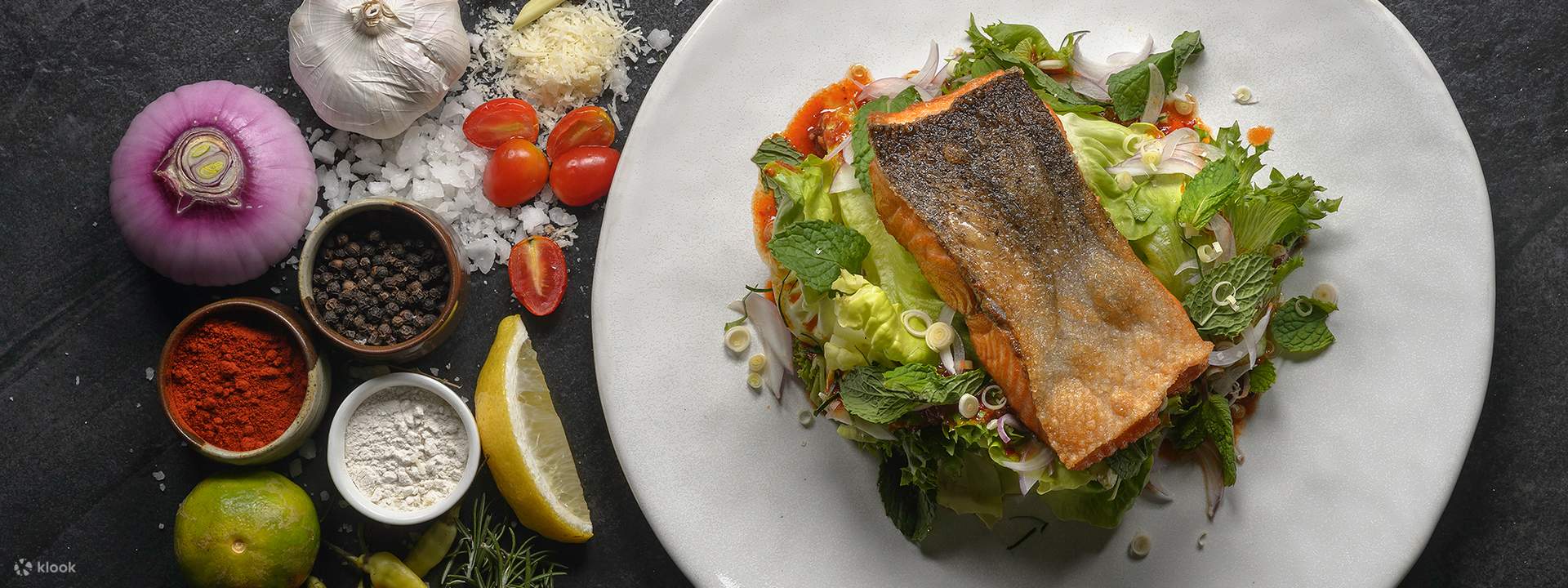 All You Can Eat di Infusion Eatery & Bar di Bangkok, Thailand