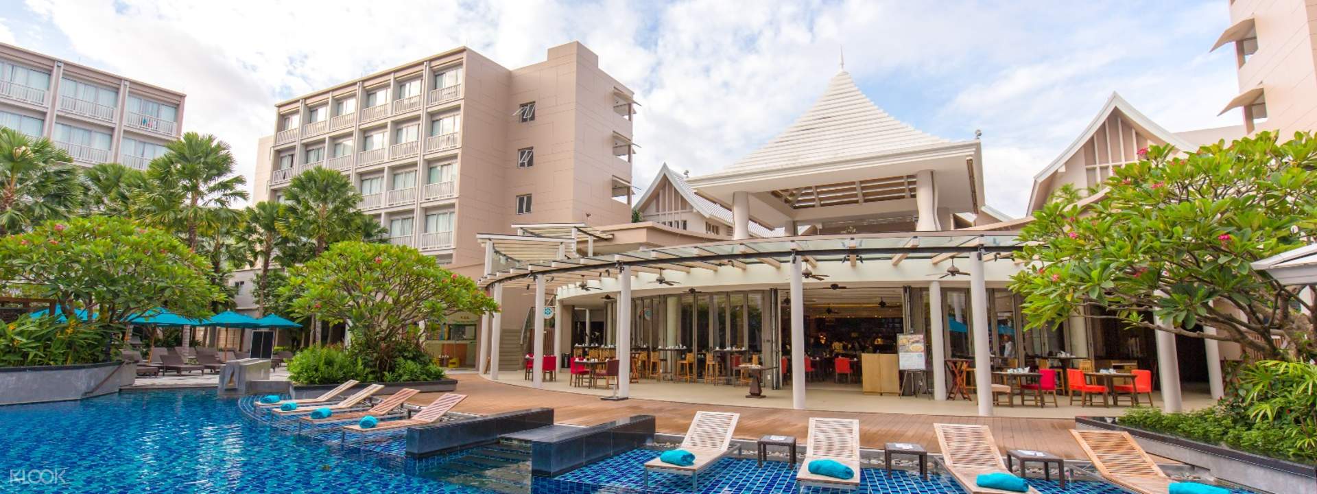 Special Buffet Dinner at Bubbles Restaurant by Grand Mercure Phuket ...