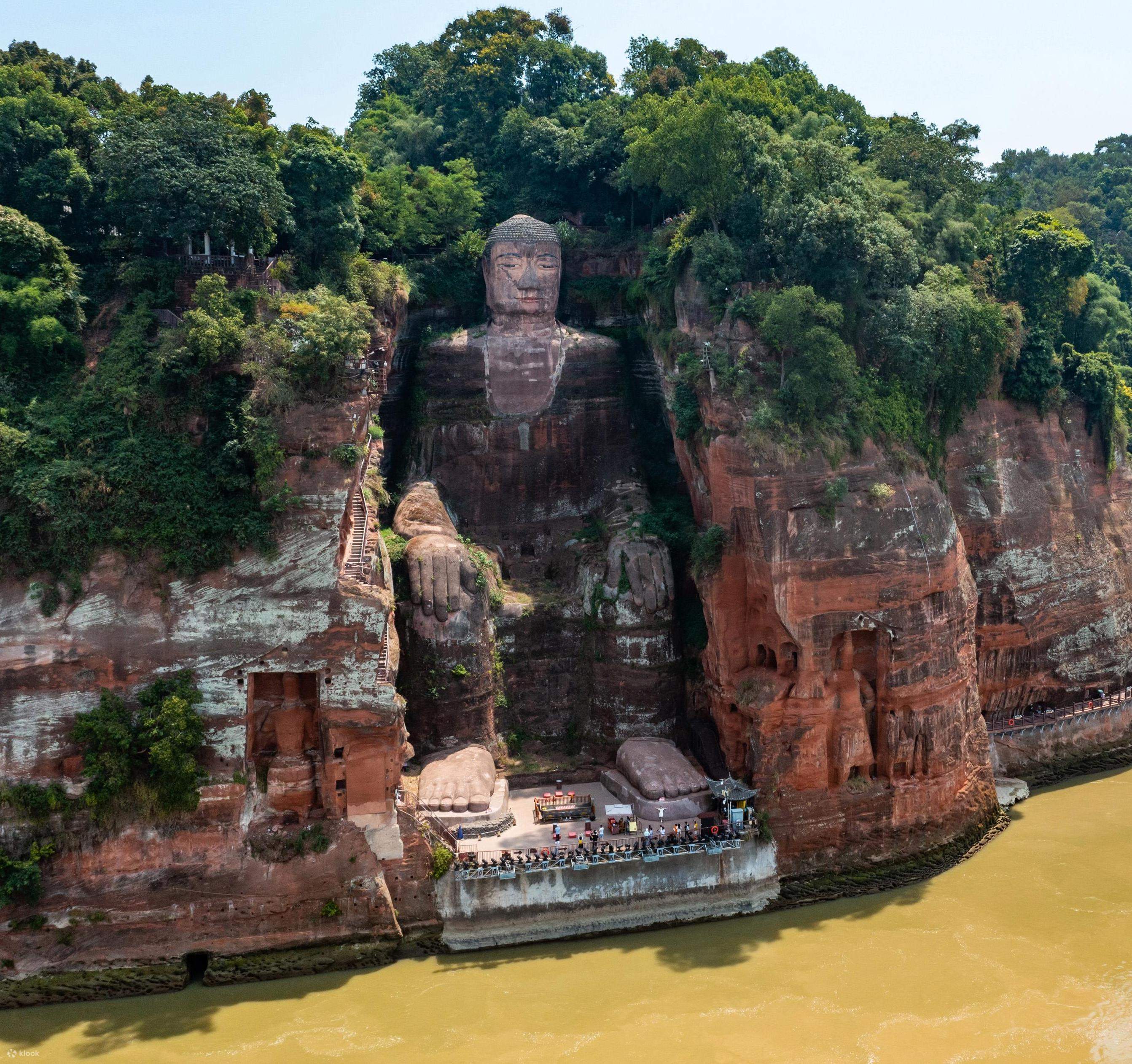 Mount Emei Giant Buddha Mount Emei One Of Four Chinese Buddhist