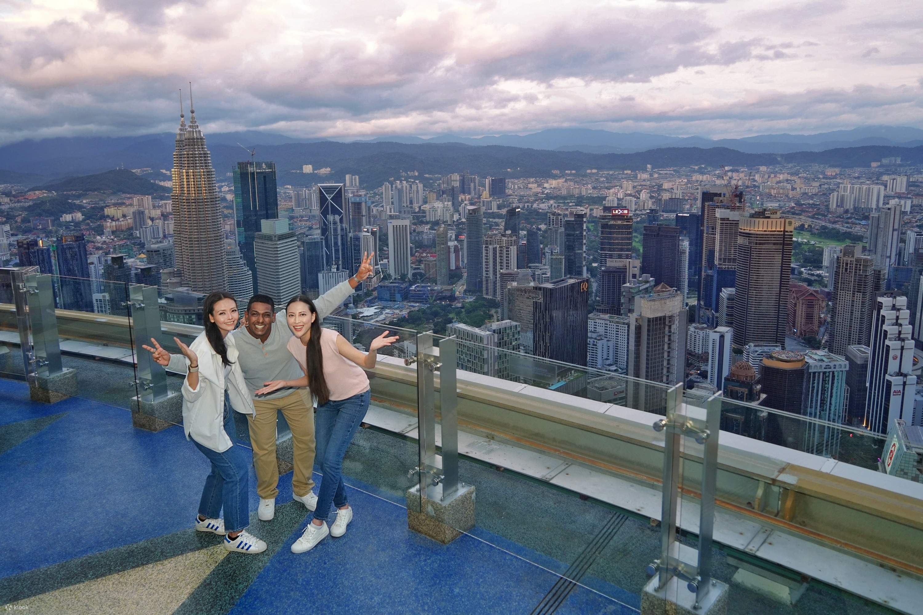 Kl Tower In Kuala Lumpur Menara KL Tower. Geniet Van Een Geweldig