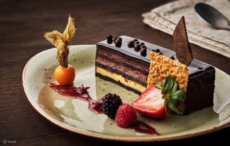 Dusk Restaurant & Bar at Mount Faber Peak - Klook Singapore