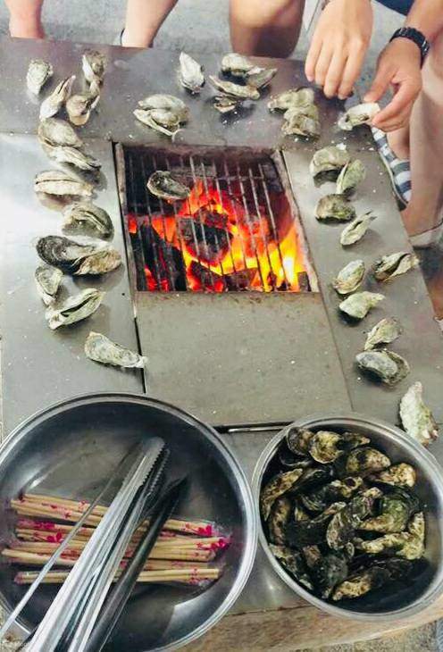 Pingtung: Dapeng Bay Yacht Lake Tour Experience & All-You-Can-Eat Fresh ...