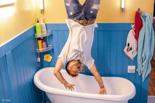 The Upside Down House at World of Illusions Admission in Los Angeles ...