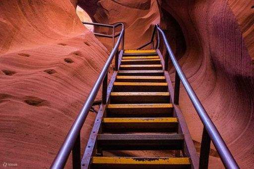 Lower Antelope Canyon Join In 90-minute Hiking Tour with Navajo Guide ...