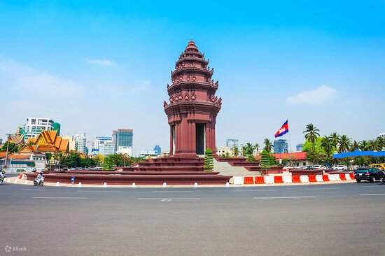 Temukan Phnom Penh: Tur Kota Setengah Hari dengan Tuk Tuk bersama Siem ...