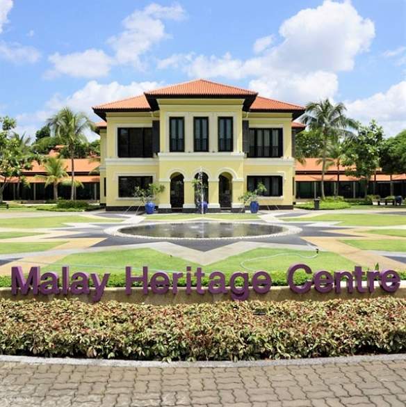 甘榜格南遗产之旅和地中海晚餐徒步之旅 - Klook客路