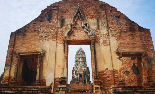 Let's go to Ayutthaya, a World Heritage Site, on the State Railway of ...