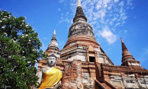 Let's go to Ayutthaya, a World Heritage Site, on the State Railway of ...