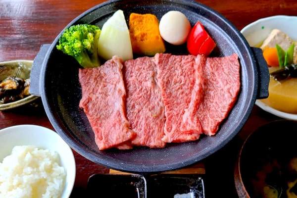 Shirakawa-go One Day Bus Tour with Hida Beef Lunch from Nagoya - Klook ...