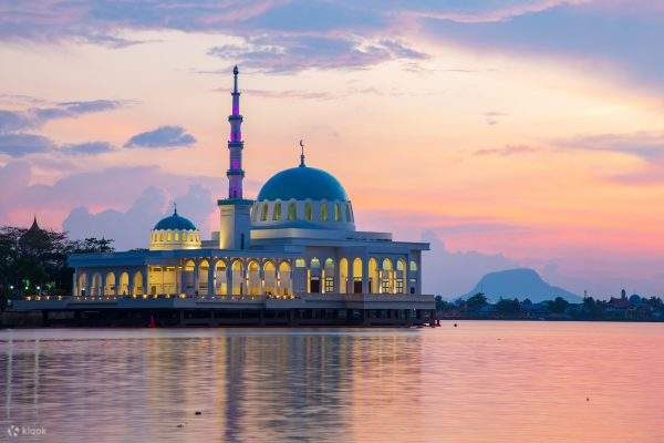Kuching Heritage City Walking Tour - Klook Malaysia